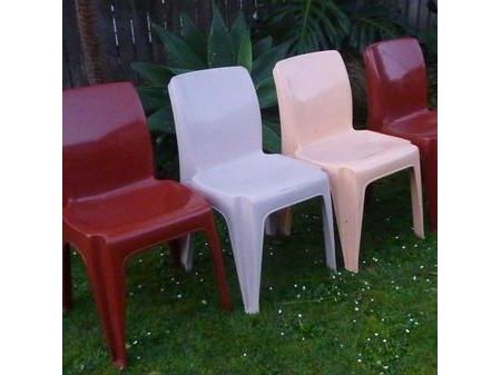 Plastic chairs for sale store