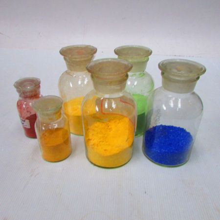 Hollywood Props & Sales • Props • Medical & Science • Laboratory Jars